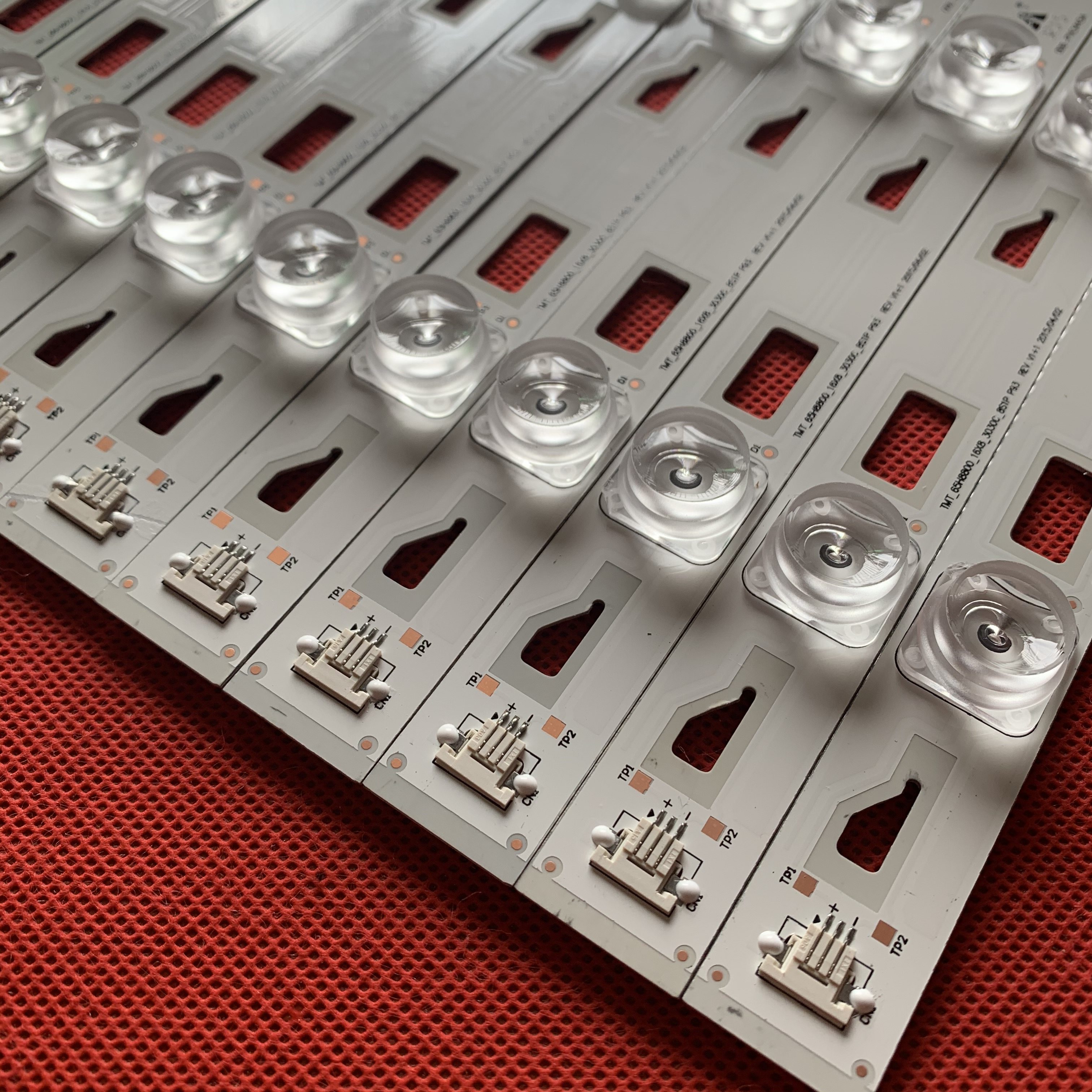 适用TCL Q65H8800S-CUDS L65H8800A-CF灯条4C-LB6508-YHEX2灯珠_虎窝淘