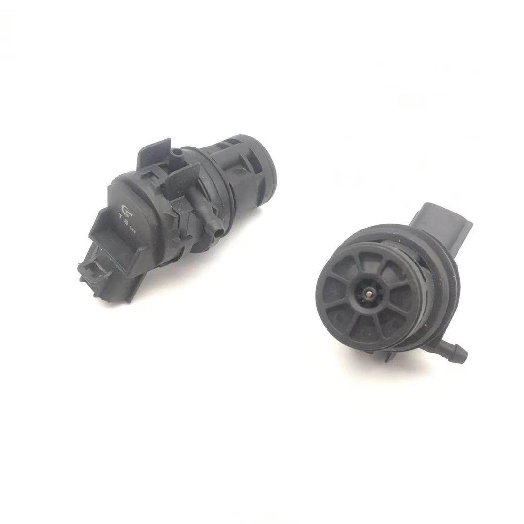 适配马自达6喷水电机马六M3M8M5奔腾B70玻璃水壶电机雨刮喷水马达_虎窝淘