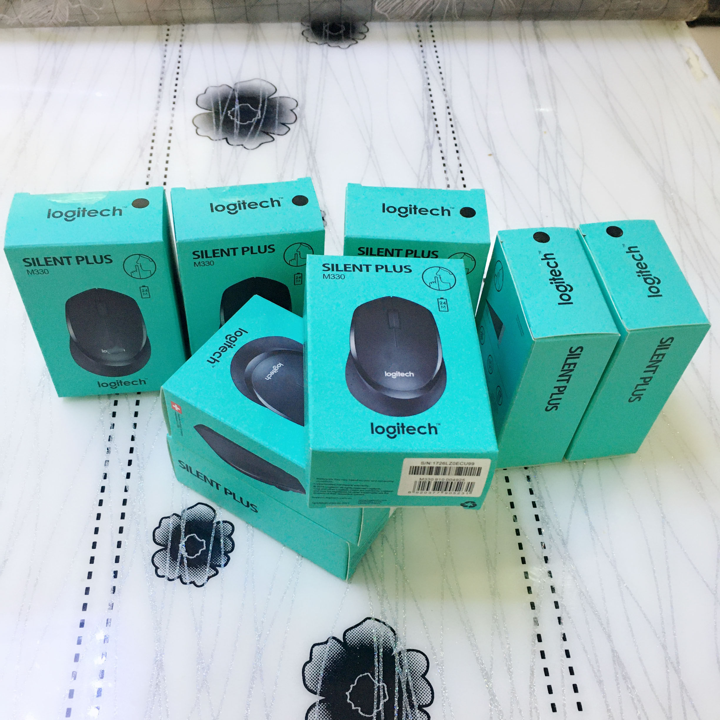 罗技M280\330\186逻辑M170家用办公省电磨砂耐用USB光电无线鼠标_虎窝淘