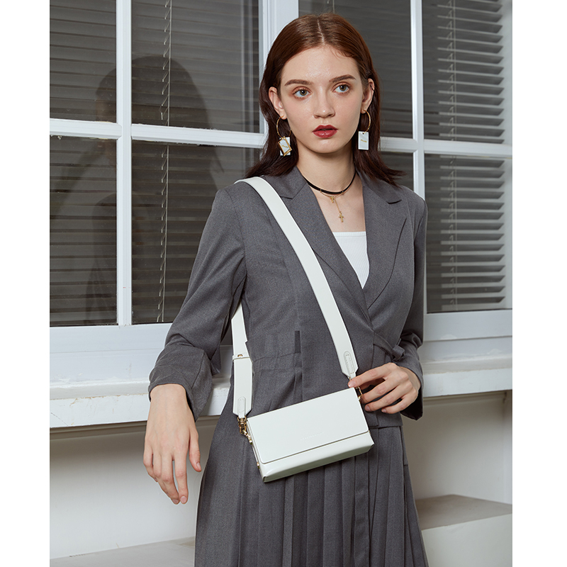 Rclab瓦舍原创设计简约小方包头层牛皮手机包宽肩带斜挎包女真皮_虎窝淘