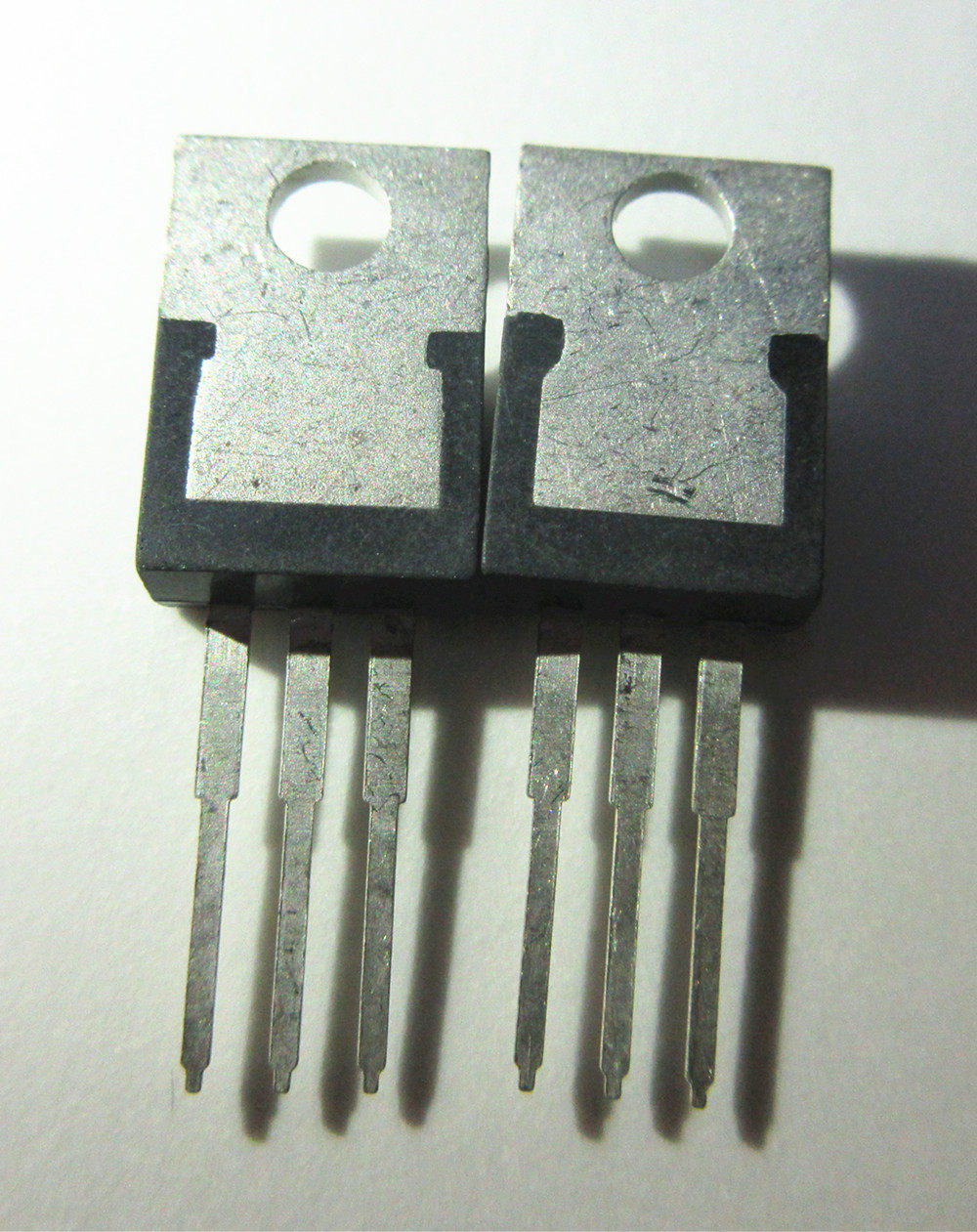 晟记 TOP226Y TOP226YN液晶电源管理 TO220-3_虎窝淘