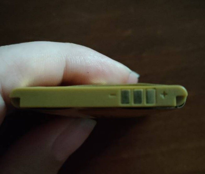 VIPMI弘米V55电池电板型号F090 V66老人直板手机 2800容量通用_虎窝淘