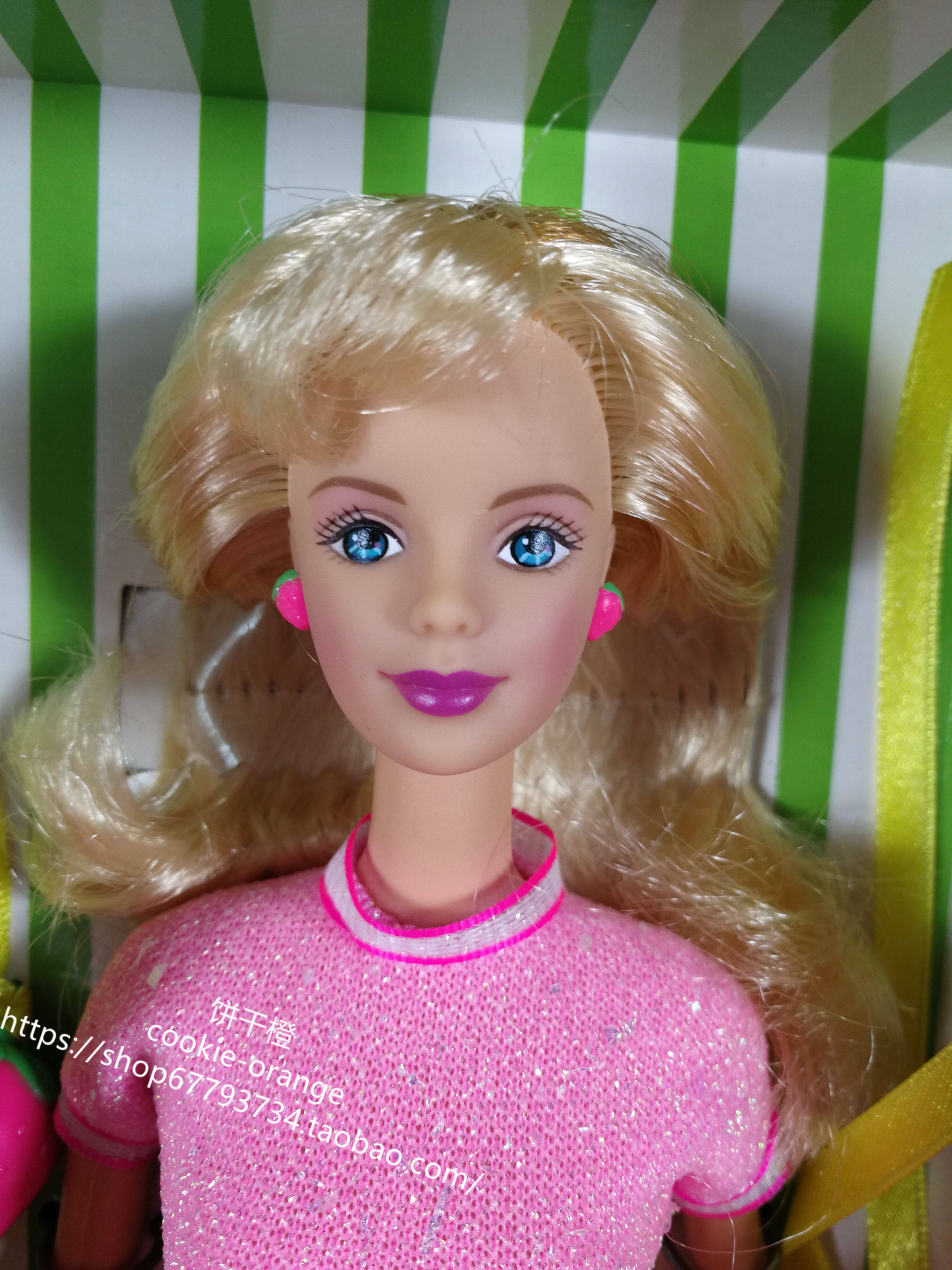 发 Barbie Strawberry Sorbet 1998 草莓冰沙芭比娃娃_虎窝淘