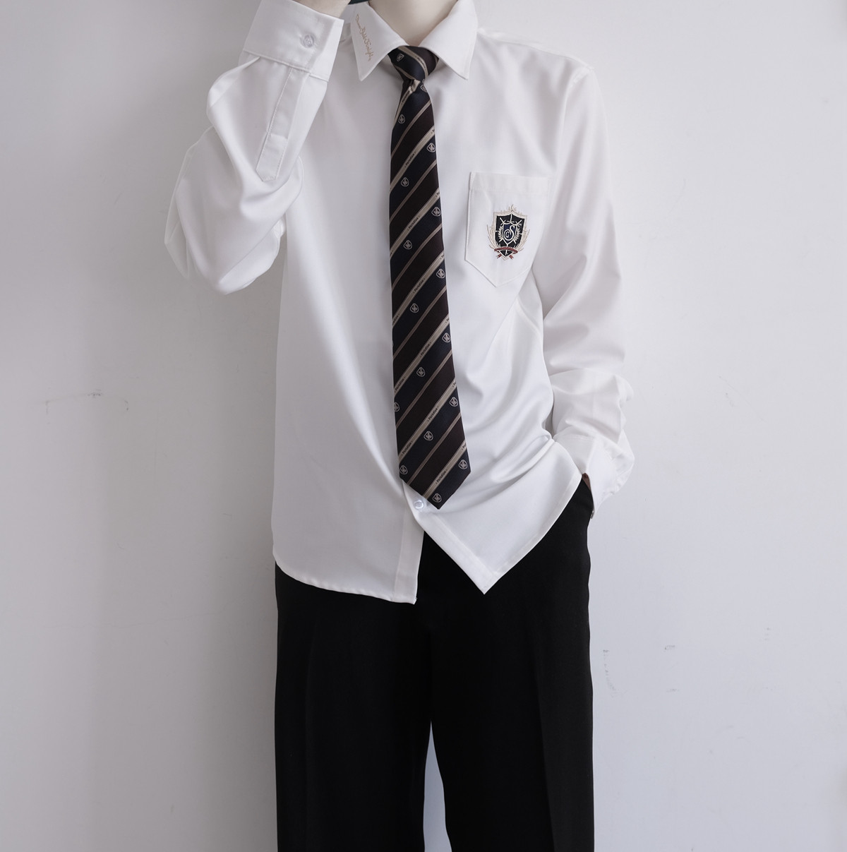 【刺篇】原创JK/DK制服刺金骑士刺绣长袖衬衫男女款_虎窝淘