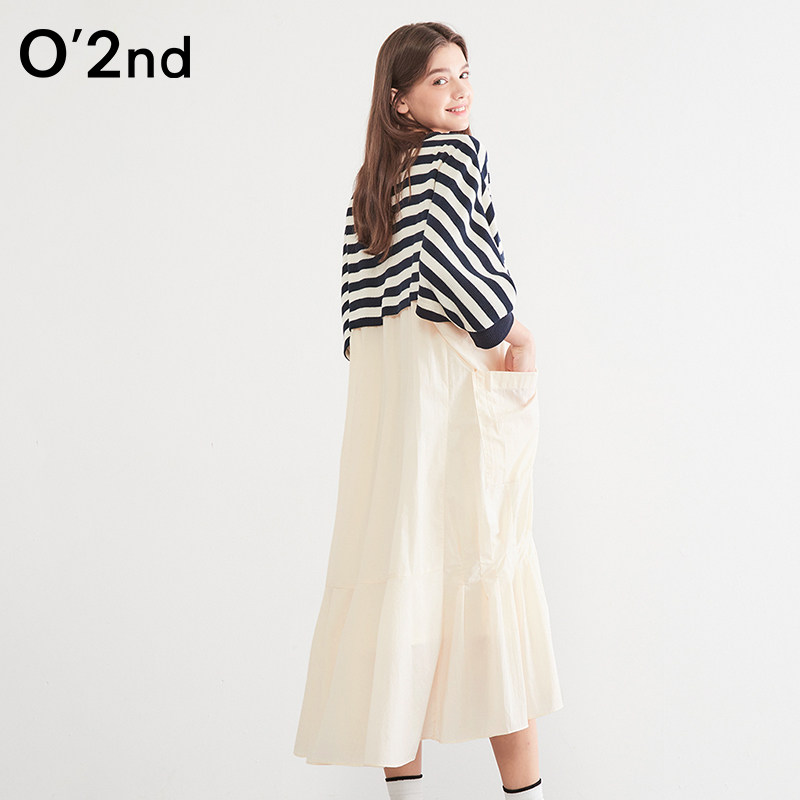 O'2nd/奥蔻2022夏季新款黑白撞色条纹浪漫荷叶边连衣裙_虎窝淘