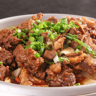 草原领头羊生羊腿块六月龄羔羊腿块三斤原切羊腿肉块烧烤生羊肉