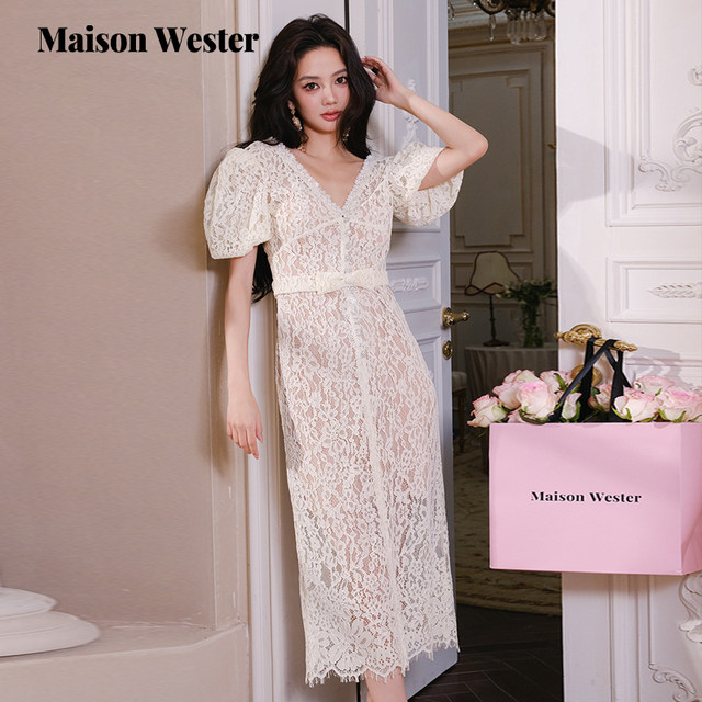 Maison Wester 2025 summer new off-white high-waist lace tow waist V-neck floor-length dress