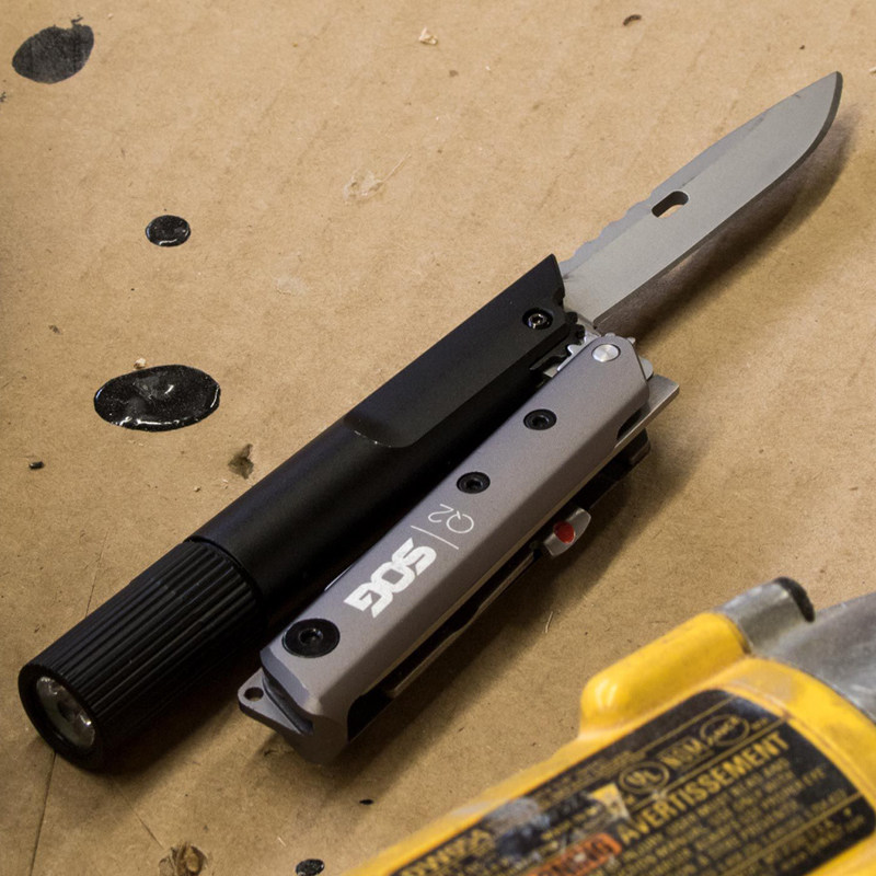 SOG索格BATON Q1/Q2/Q3/Q4多功能战术笔剪刀折叠小刀迷你手电_虎窝淘