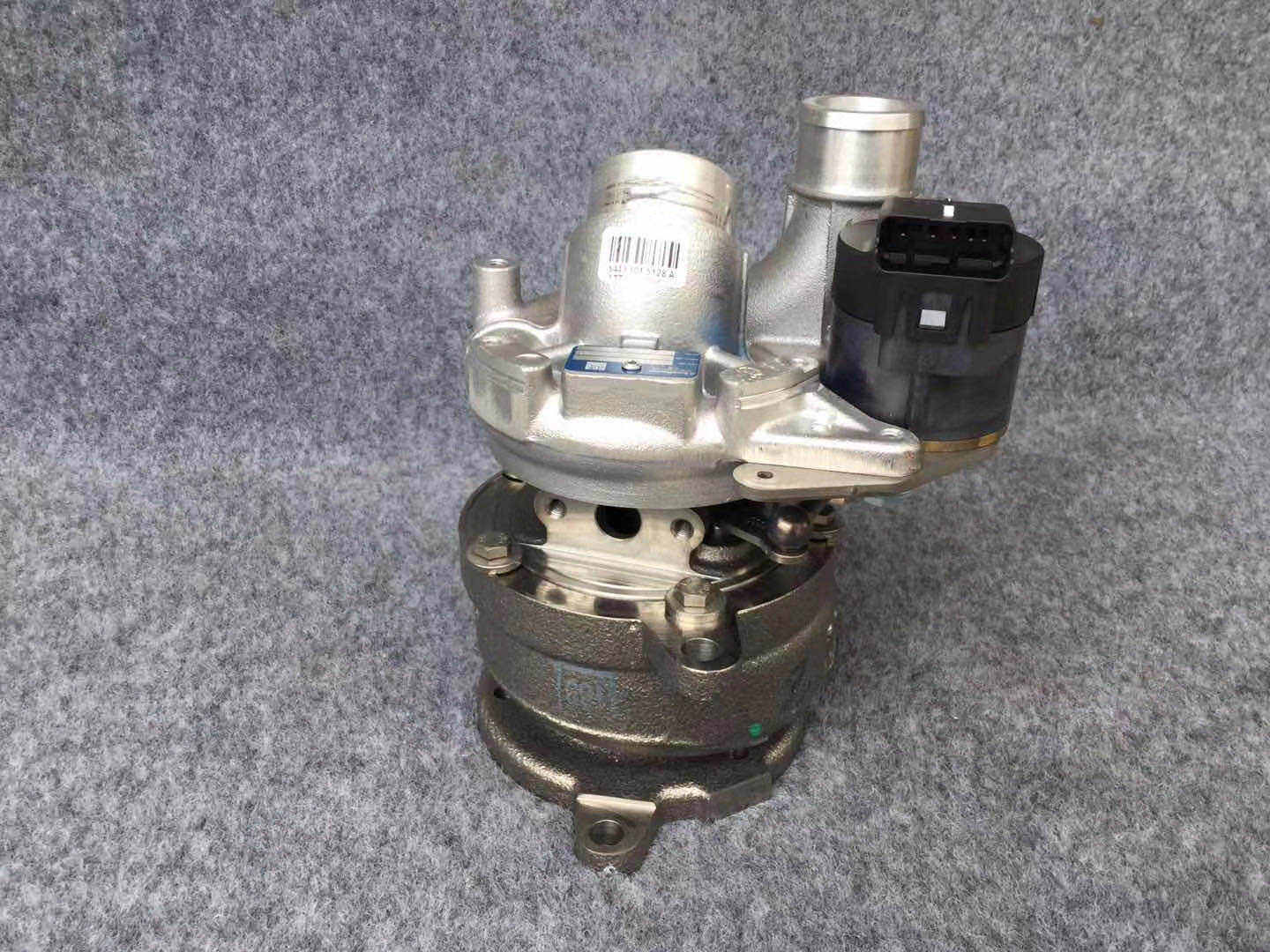 路虎3.6T运动版涡轮增压器左侧53499880112 BV39右侧54399880113_虎窝淘