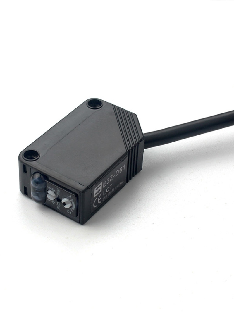 欧姆龙光电开关E3Z-D62 E3Z-R61 E3ZG-D61 E3Z-LS61 E3Z-T61 81一_虎窝淘