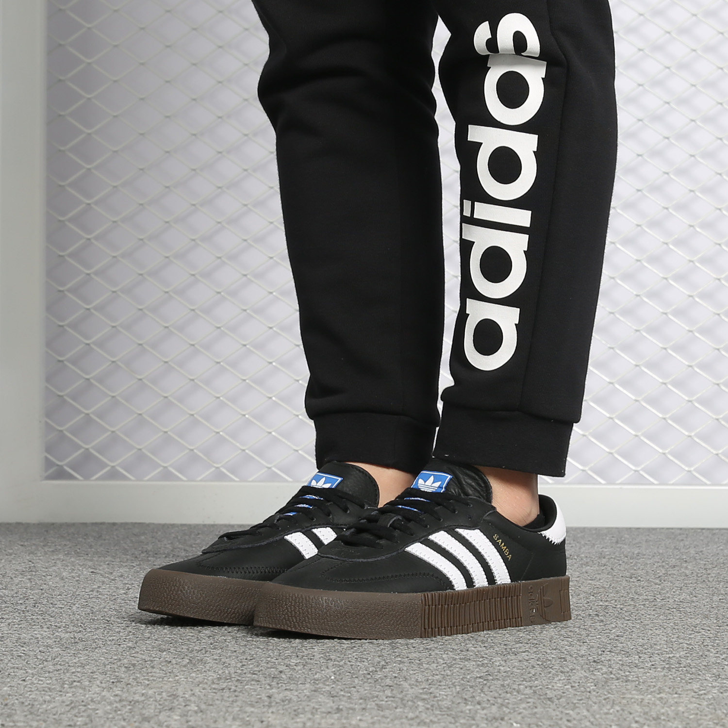 Adidas/阿迪达斯正品2019新款 SAMBAROSE W女子系带休闲鞋B28156_虎窝淘