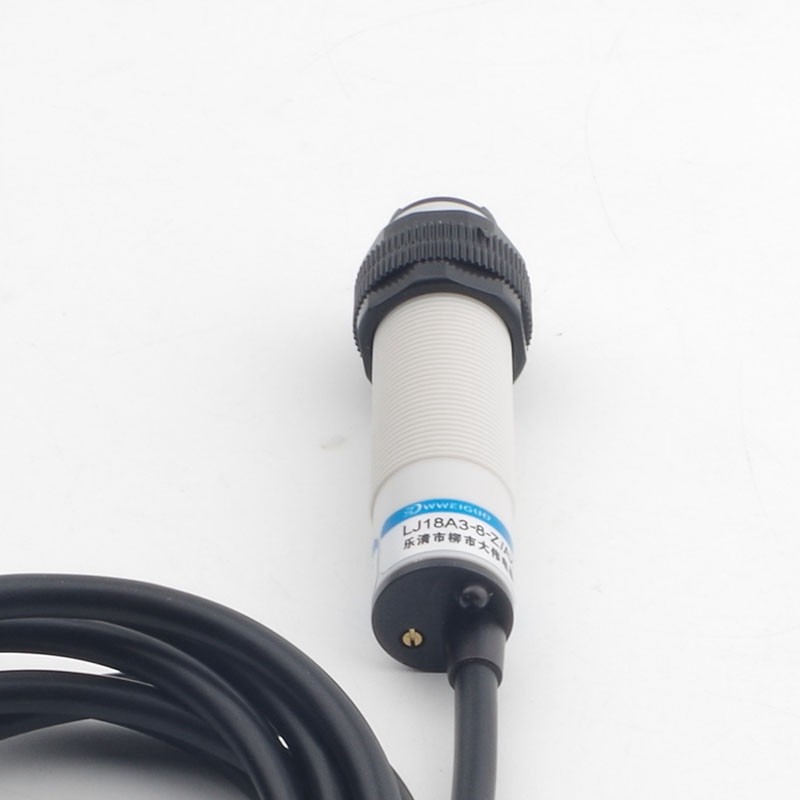 BK远距离E3F-R2C1红外光电开关传感器镜面反馈反射型感应反光板NK_虎窝淘