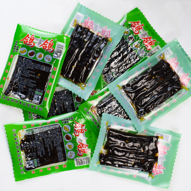 鸽鸽江西特产豆角干辣条28*20包蒜香味休闲零食网红怀旧零食小吃_虎窝淘