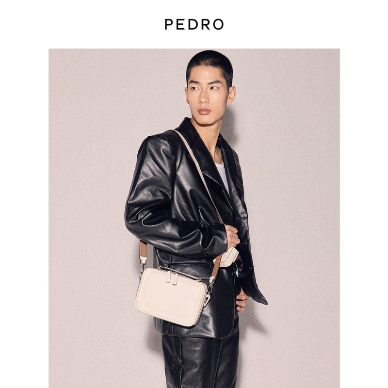 PEDRO斜挎小方包23新款男士宽肩带拉链手提包休闲PM2-26320188_虎窝淘
