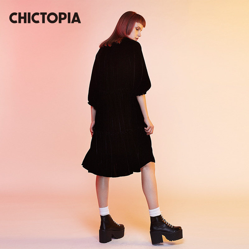 CHICTOPIA刘清扬原创设计早春纯黑复古宫廷风素色七分袖连衣裙_虎窝淘