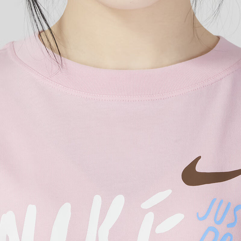 耐克粉色短袖女针织纯棉T恤印花休闲半袖柔软宽松运动上衣FJ7714_虎窝淘