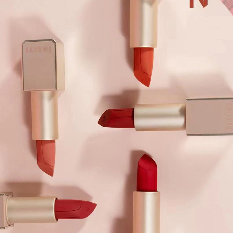 INSITI灵感画廊轻吻口红哑光低饱和雾面丝绒显白多用唇膏新色系_虎窝淘