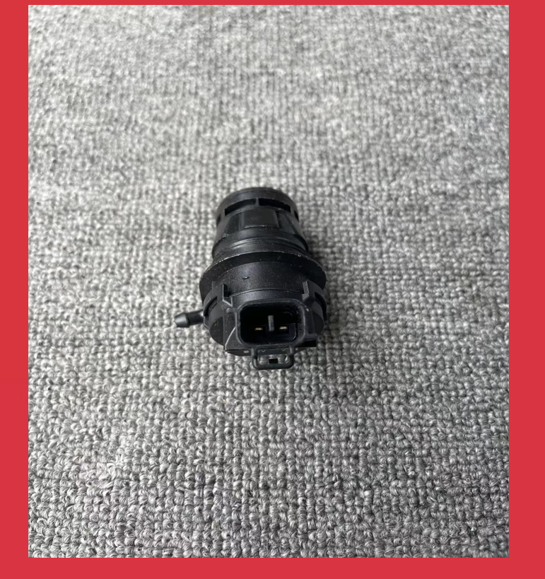 适用皇冠锐志雷凌卡罗拉小霸王普锐斯致炫威驰埃尔法雨刮喷水电机_虎窝淘