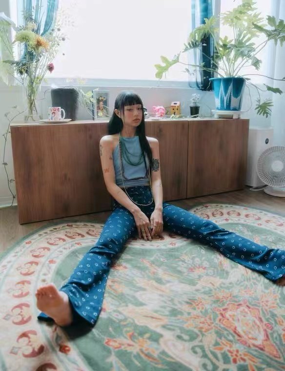 Minjiena韩国小众设计蓝色笑脸喇叭裤运动休闲裤显瘦显腿长_虎窝淘