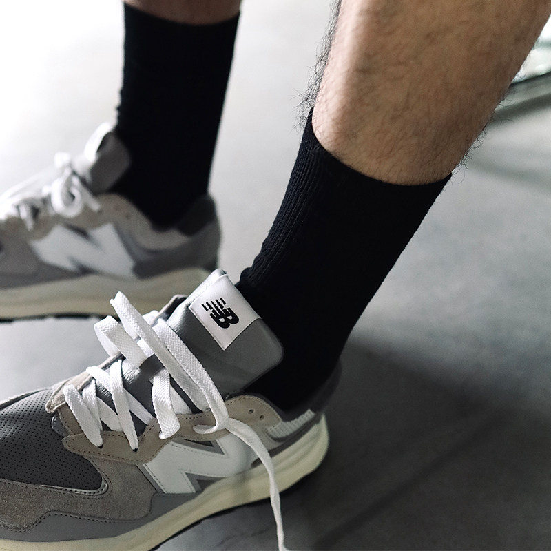 VMCL素色纯棉中长筒袜子男女黑白吸汗透气运动国潮 vermicelli_虎窝淘