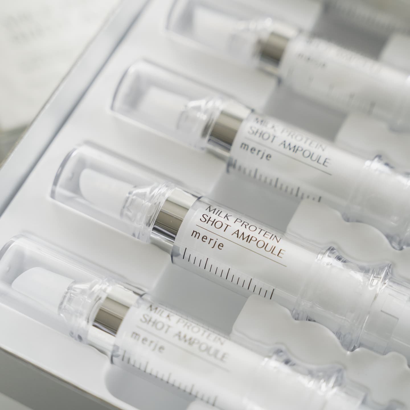 韩国院线MERJE牛奶蛋白浓缩安瓶套盒补水保湿老化肌肤恢复弹性_虎窝淘