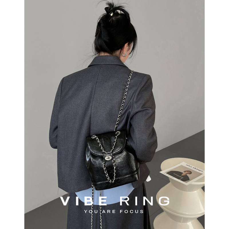 VibeRing小众链条小背包2023新油蜡牛皮Cardinal Red小香风斜挎包_虎窝淘