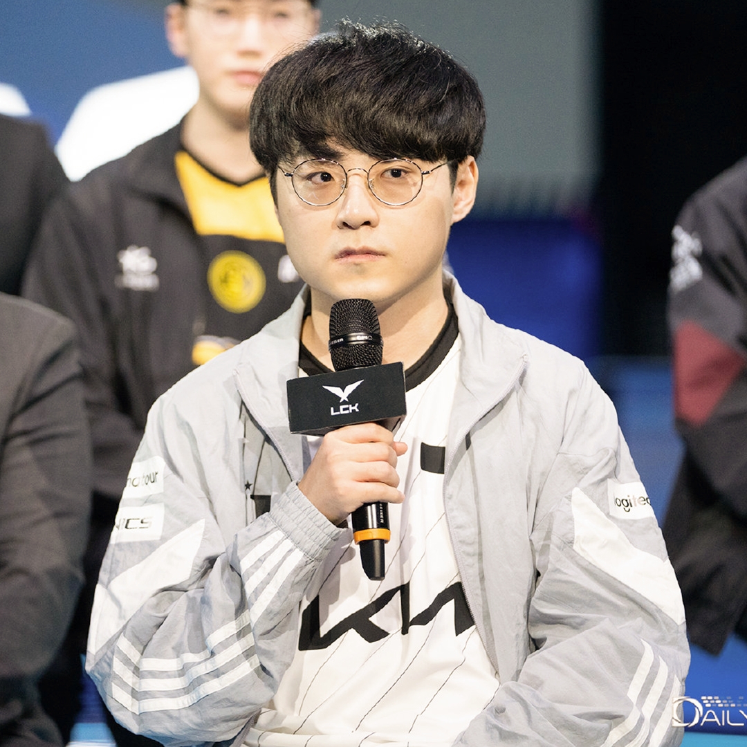 2023LCK战队S13总决赛DK队服dwg衣服ShowMaker秋冬季同款夹克外套_虎窝淘