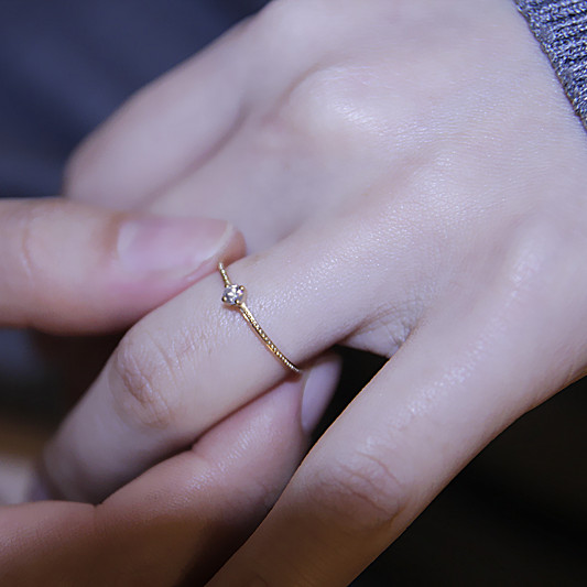 Fraischic「月满星稀」单钻18K黄金镶嵌7分天然钻石戒指环女_虎窝淘