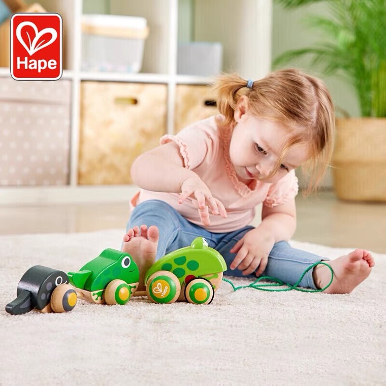Hape新款12个月学步户外拖拉绳拉车牵引宝宝动物乌龟小鸟青蛙鳄鱼_虎窝淘