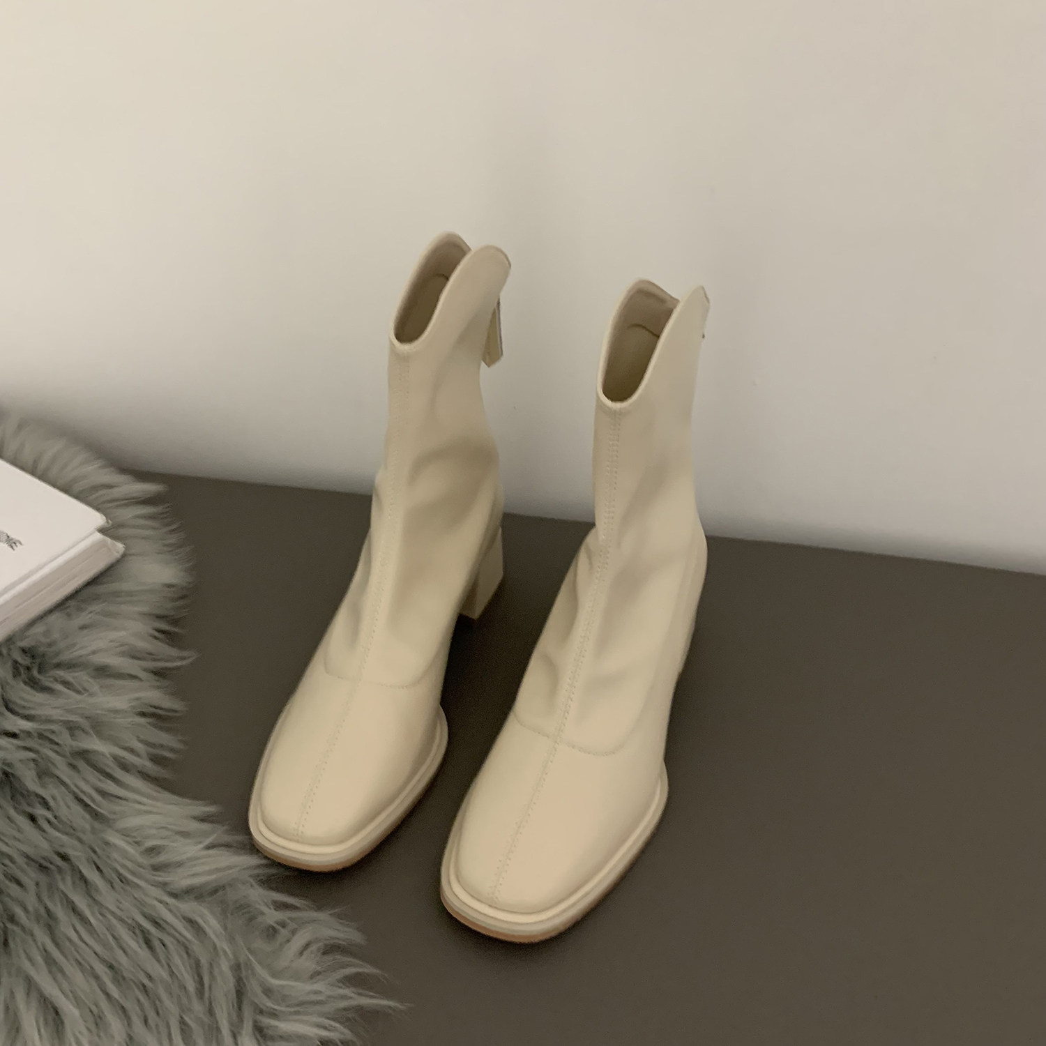 高跟马丁靴瘦瘦切尔西靴子网红鞋子女新款2023年爆款春秋单靴短靴_虎窝淘