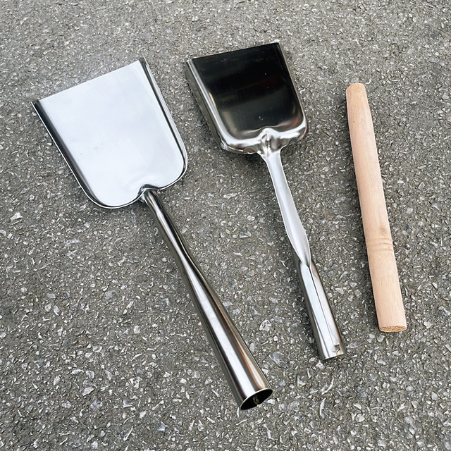 Black thickened carbon steel natural fire shovel, dust shovel, garbage ...