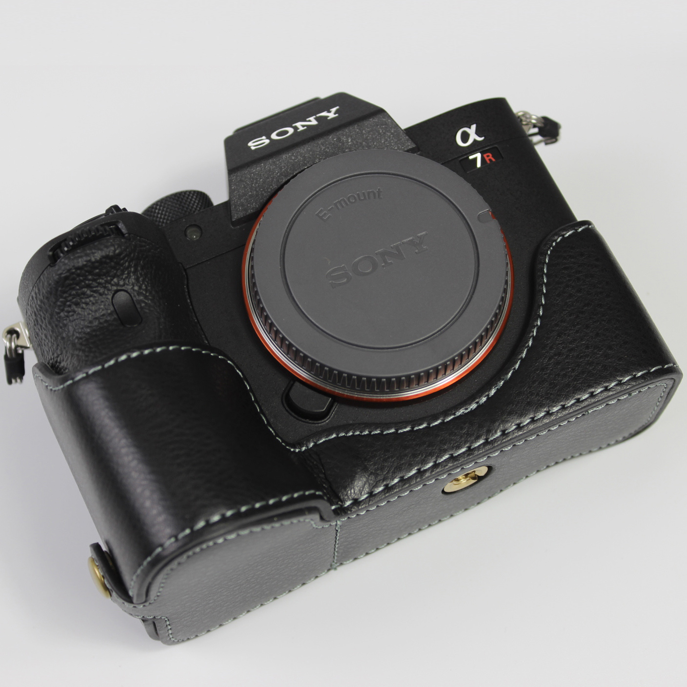 适用索尼微单相机包A6600 A7R4 A7R3 a7M4 A6400 A7M3 A6300 A6000 RX100黑卡a6100相机套底座半套真皮套_虎窝淘