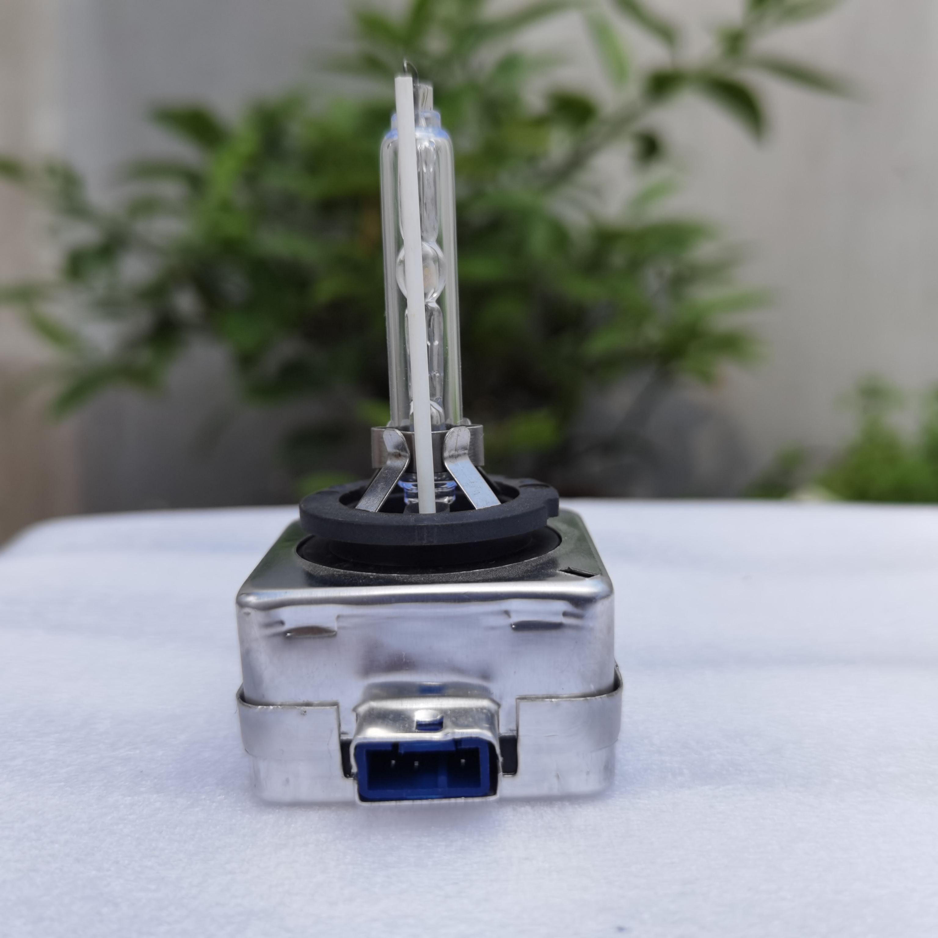 D8S氙气灯泡野马哈佛H9宝沃BX7新英朗威朗保时捷卡宴原装疝气大灯_虎窝淘