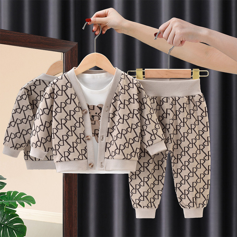 宝宝运动套装春秋2023新款婴儿春装儿童三件套帅气男童装洋气潮装_虎窝淘