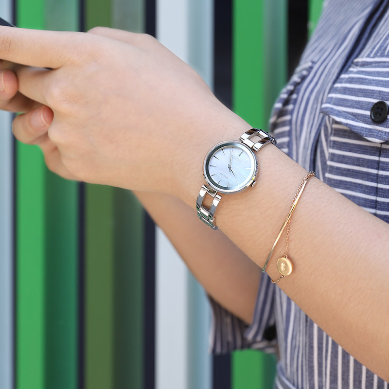 西铁城女士手表简约贝母表盘镂空钢带玫瑰金光动能表EM0631-83D_虎窝淘