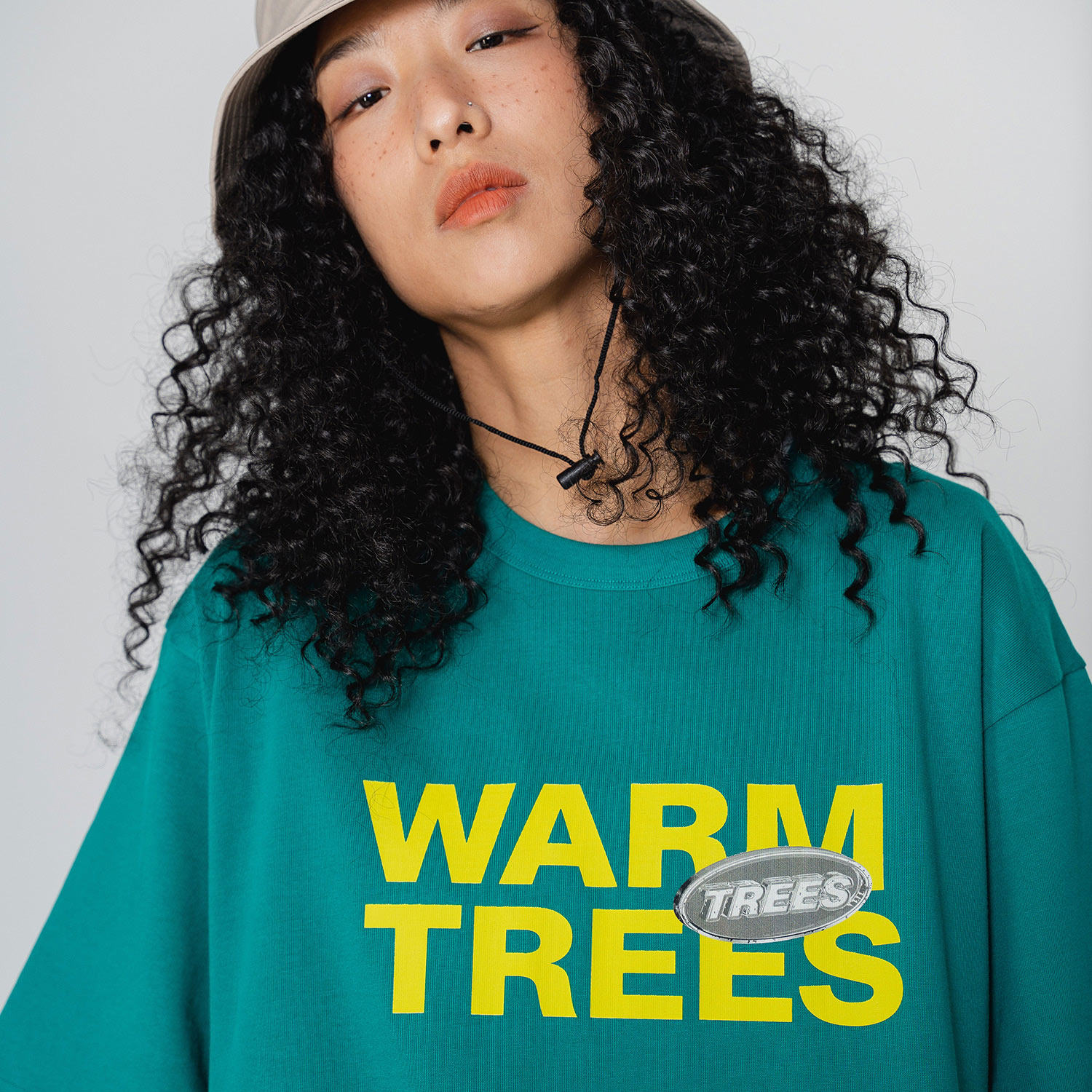WARMTREES 2022SS金属标双排logo短袖T恤_虎窝淘
