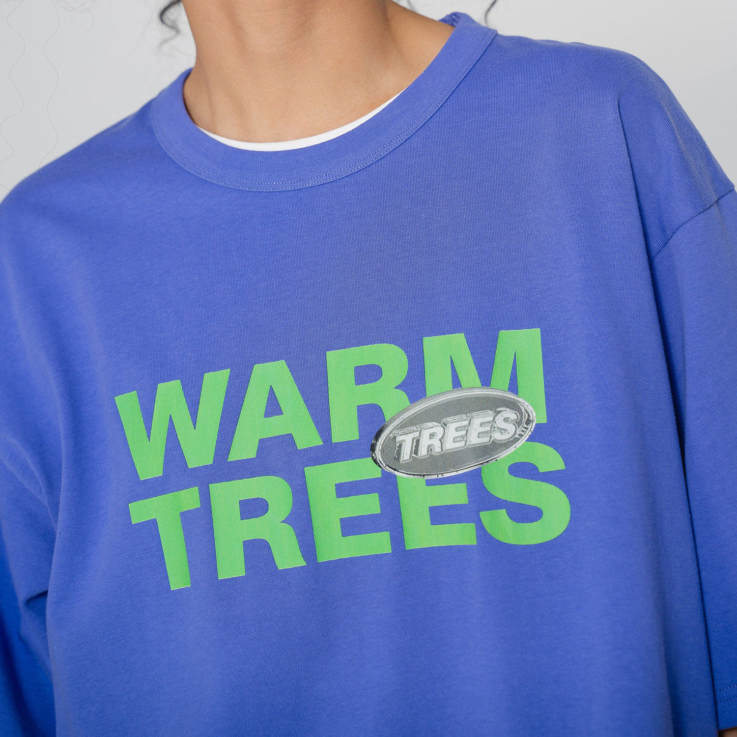 WARMTREES 2022SS金属标双排logo短袖T恤_虎窝淘