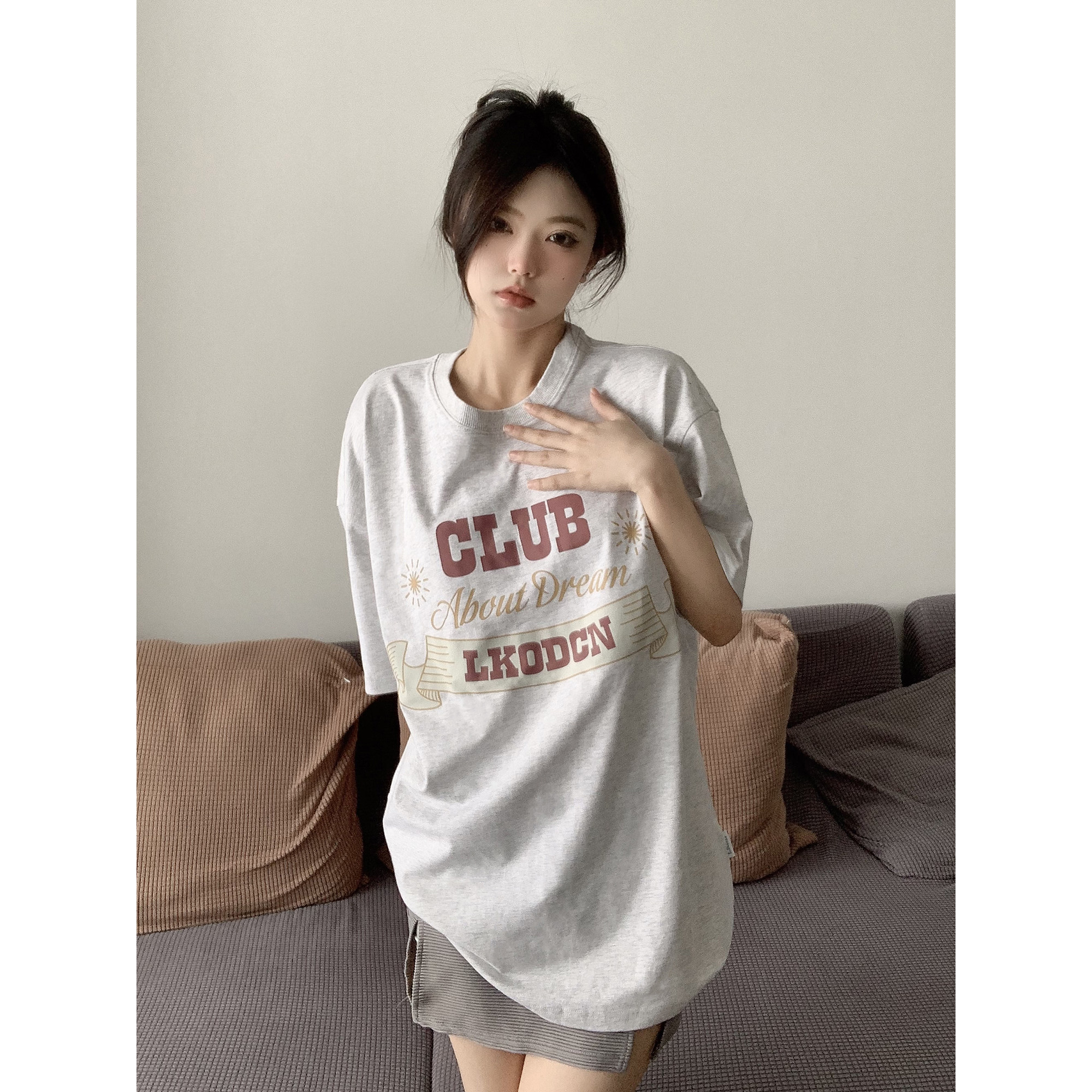 LKOD2022春夏新款休闲情侣草写标语潮牌休闲短袖T恤_虎窝淘