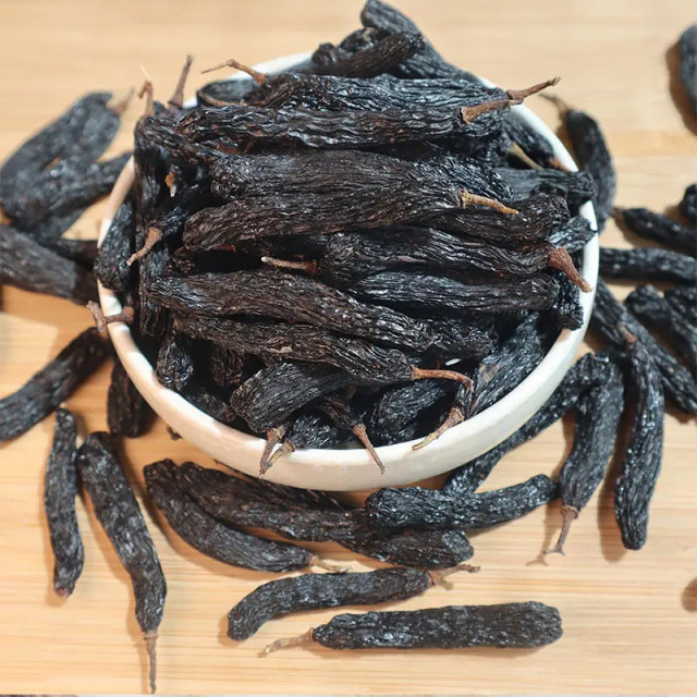 Xinjiang Turpan sapphire and raisins, big seedless seedless black sweet ...