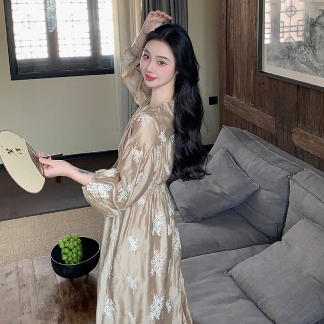 Lujin's homemade Autumn new style new Chinese fairy skirt v-neck slim dress