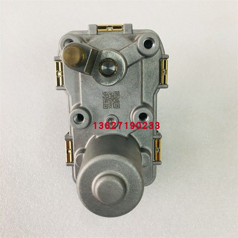 增压器电磁阀电子执行适用于路虎神行者2.2T新款49477-01214增压器