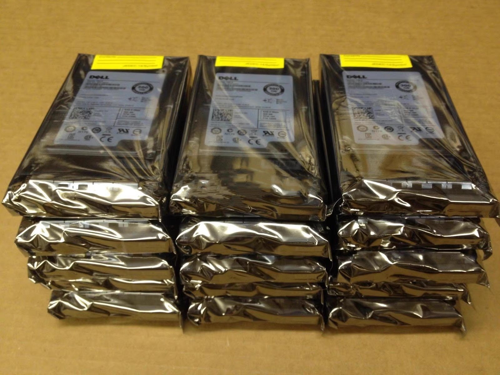 Dell ST900MP0026 900G SAS 12GB 15K 2.5 0XTH17 1UV230-150硬盘_虎窝淘