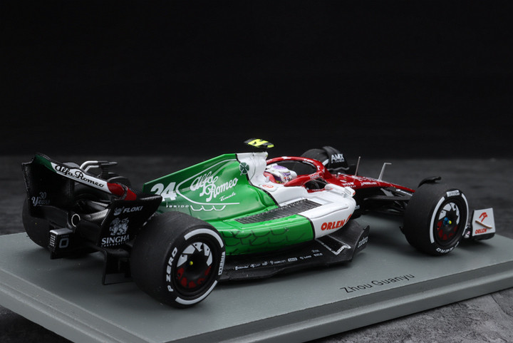 Spark1:43/18阿尔法罗密欧F1 C42周冠宇阿塞拜疆2022树脂车模_虎窝淘