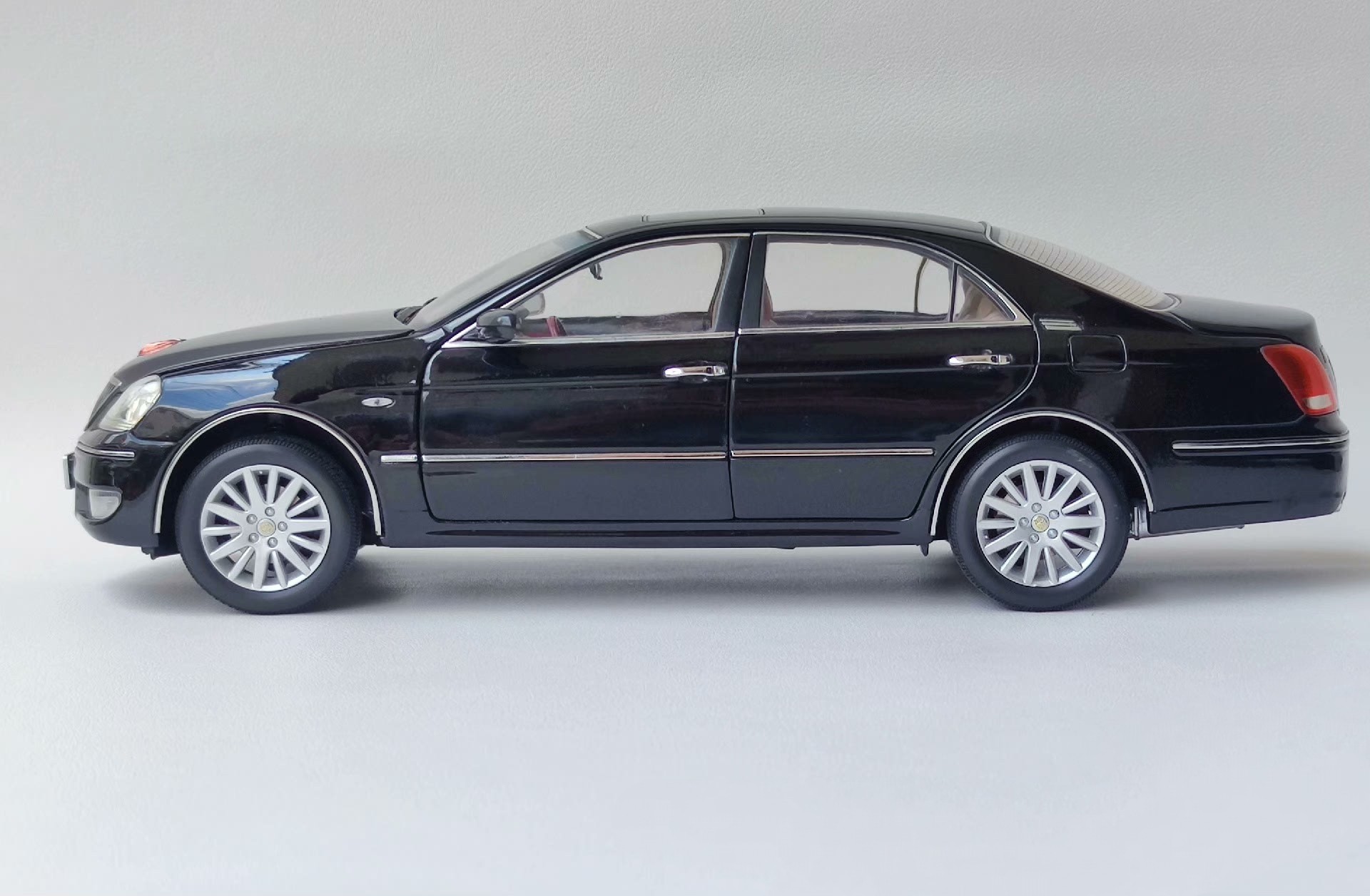 原厂中国一汽红旗HQ430车模盛世仿真合金汽车模型黑色火车