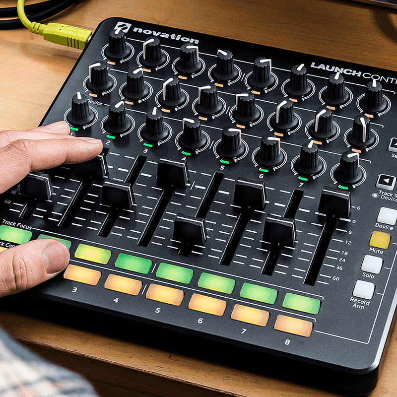诺维逊 Novation Launch control XL MK2 MIDI控制器混音台_虎窝淘