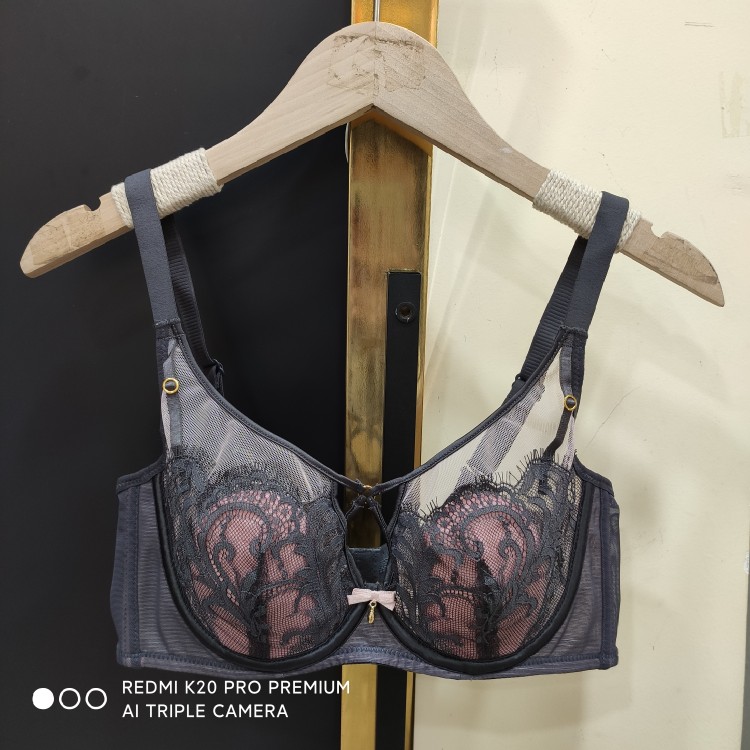 超薄大胸显小水晶杯内衣女软钢圈蕾丝乳胶兔耳朵刺绣文胸罩002B杯_虎窝淘