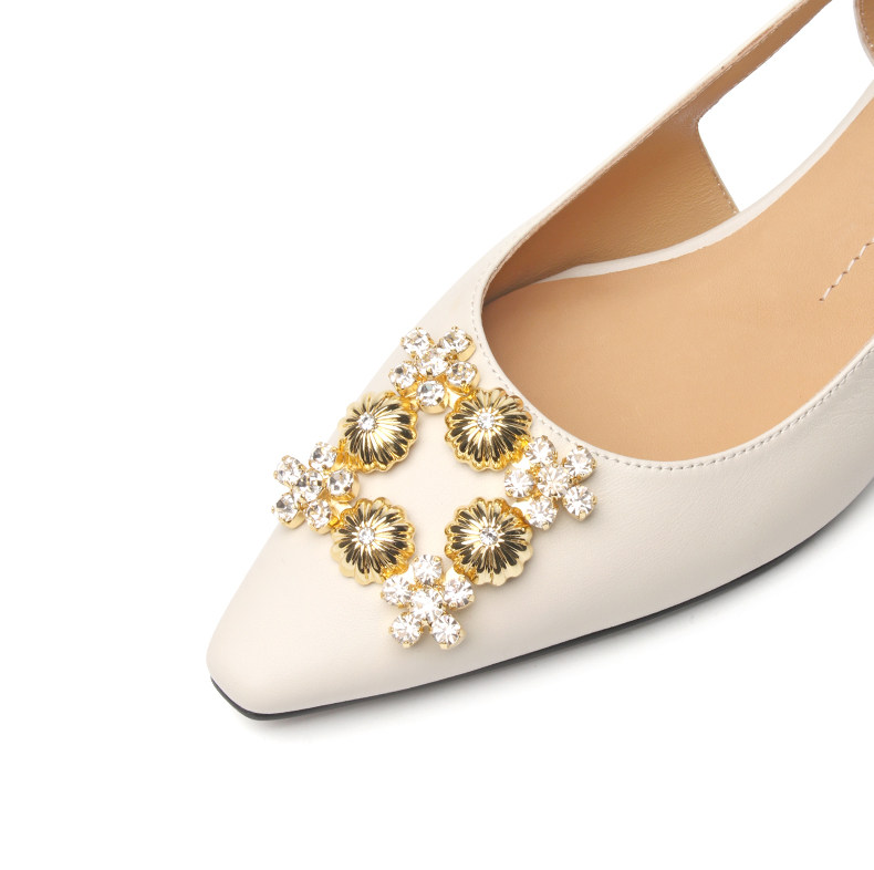 AJOY SAHU/艾珈莎琥春夏简约钻扣羊皮杏仁头后空猫跟鞋凉女鞋小跟_虎窝淘