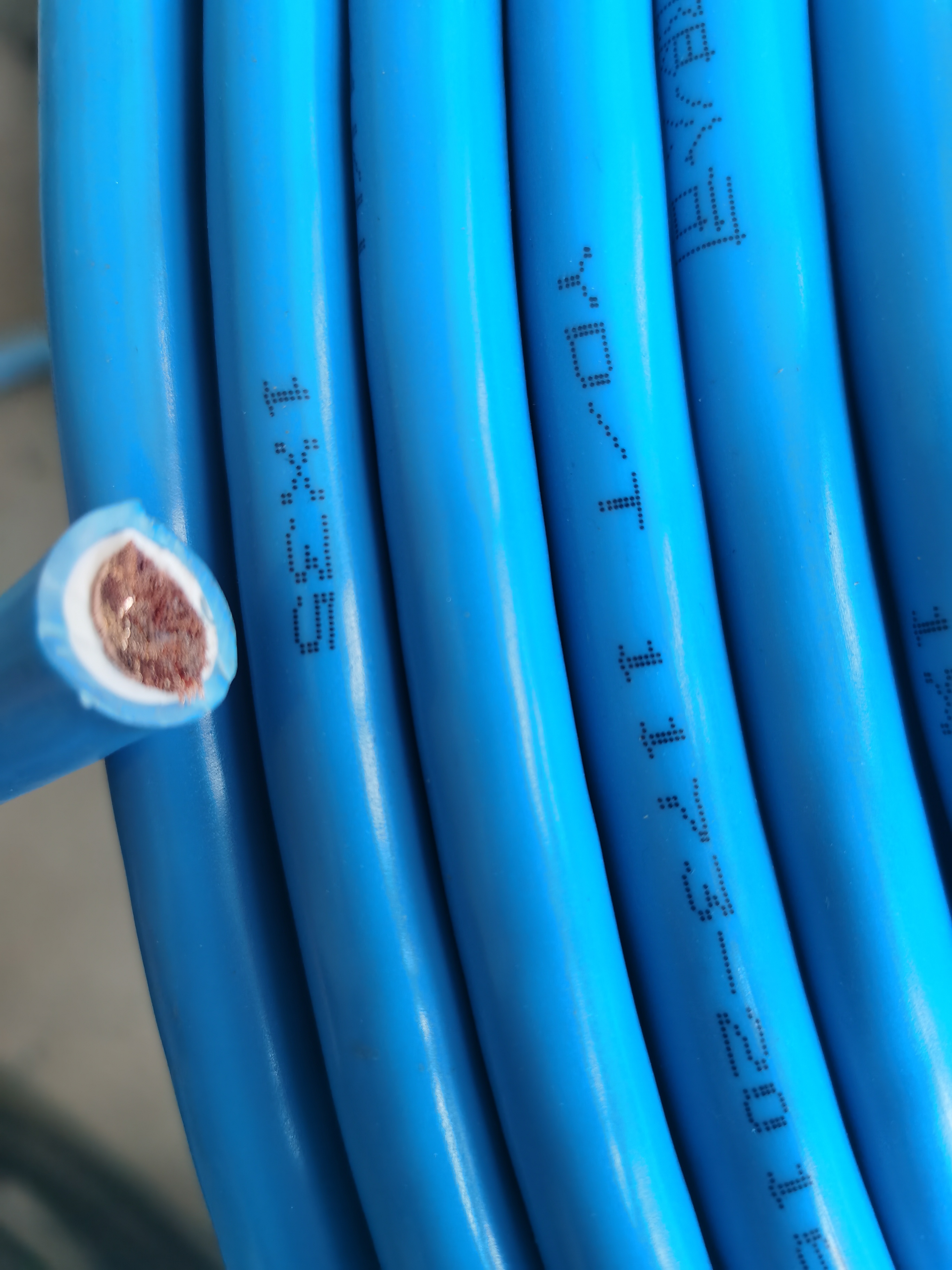 ZA-RVV户外铜芯电线电缆2芯3芯4芯5芯6/35/2.5/4//10/16/95电源线_虎窝淘