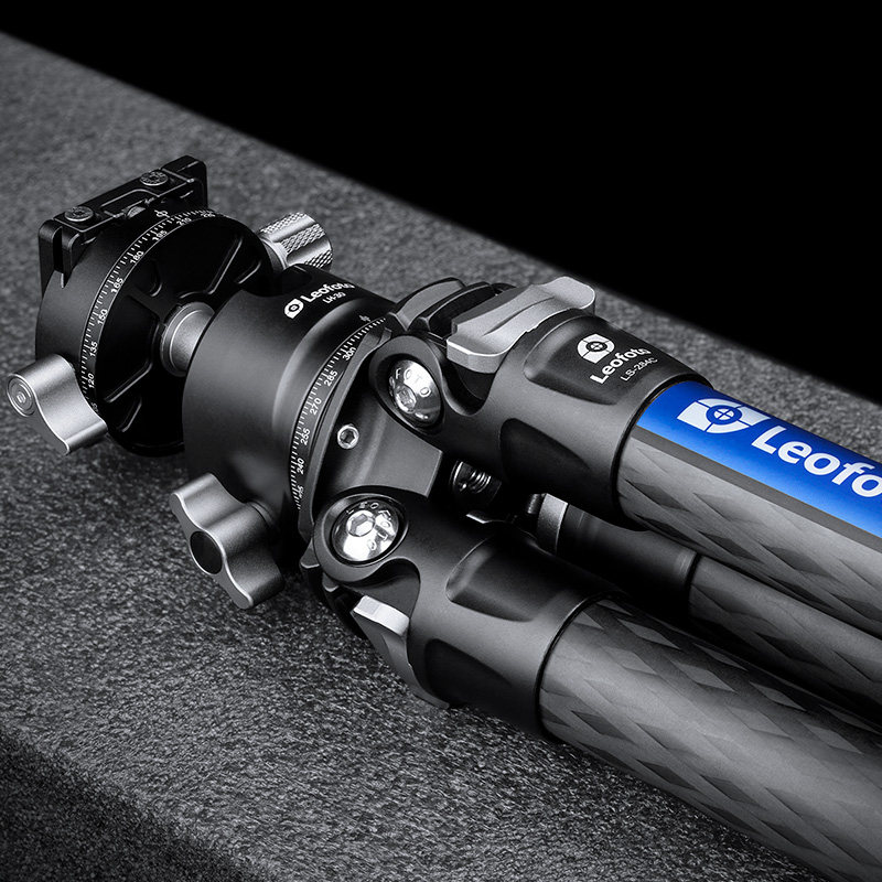 徕图/Leofoto LS-284C+LH-30R便携无中轴摄影摄像碳纤维三脚架_虎窝淘