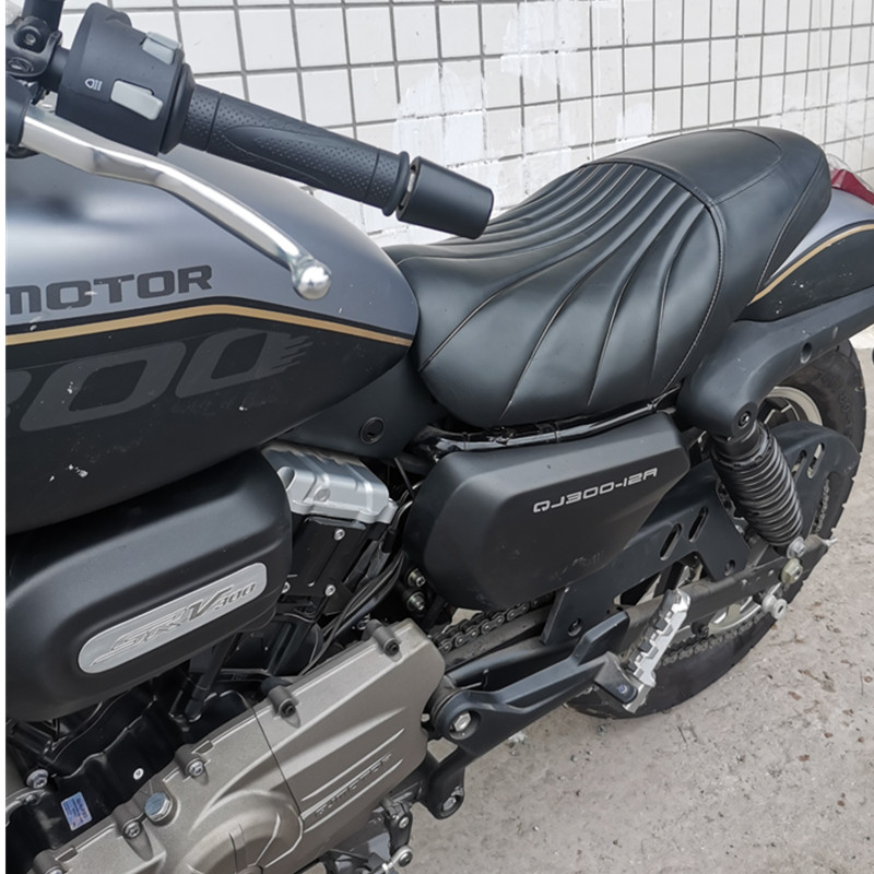 适用钱江闪300S加长坐垫金吉拉双人座位车座总成QJ300-12改装配件_虎窝淘